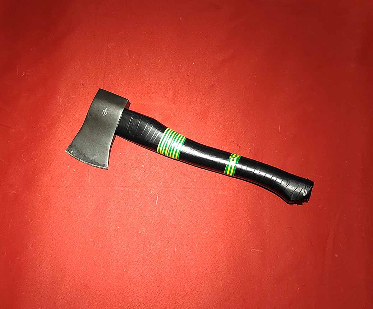 Lanzamiento de hachas en Mallorca | El Hachódromo Pirata